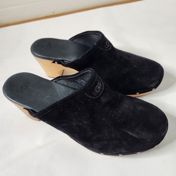 UGG | Shoes | Ugg Australia Abbie Suede Sherpa Studded Clogs | Poshmark